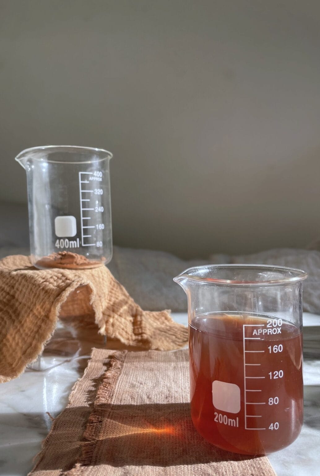 How to Mordant with Tannin and Alum - Botanical Colors