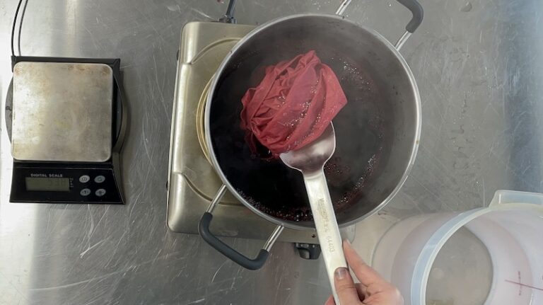 Get A Gorgeous Madder Red - Botanical Colors