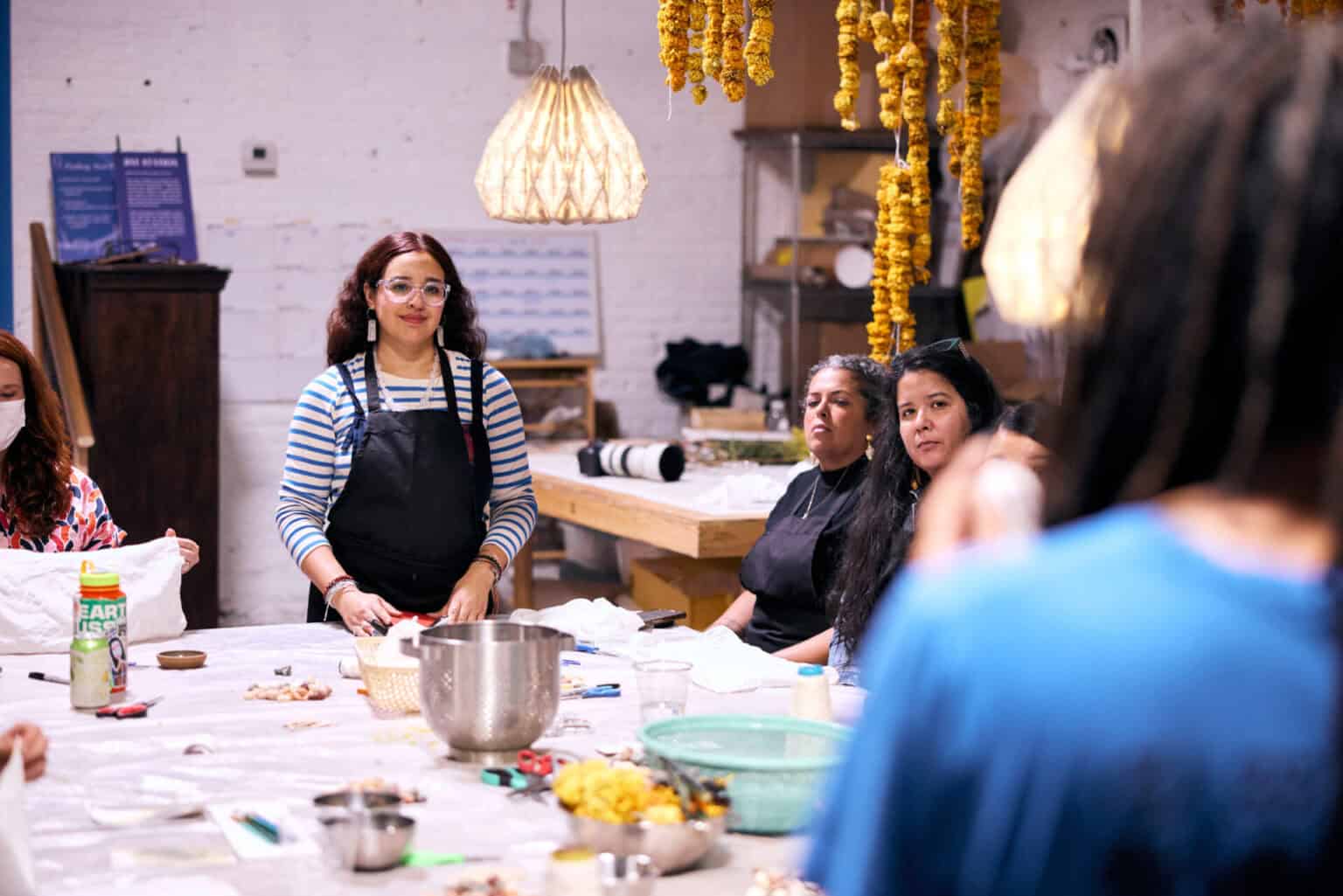 Sunday Visit: Ni En More meets Blue Light Junction - Botanical Colors